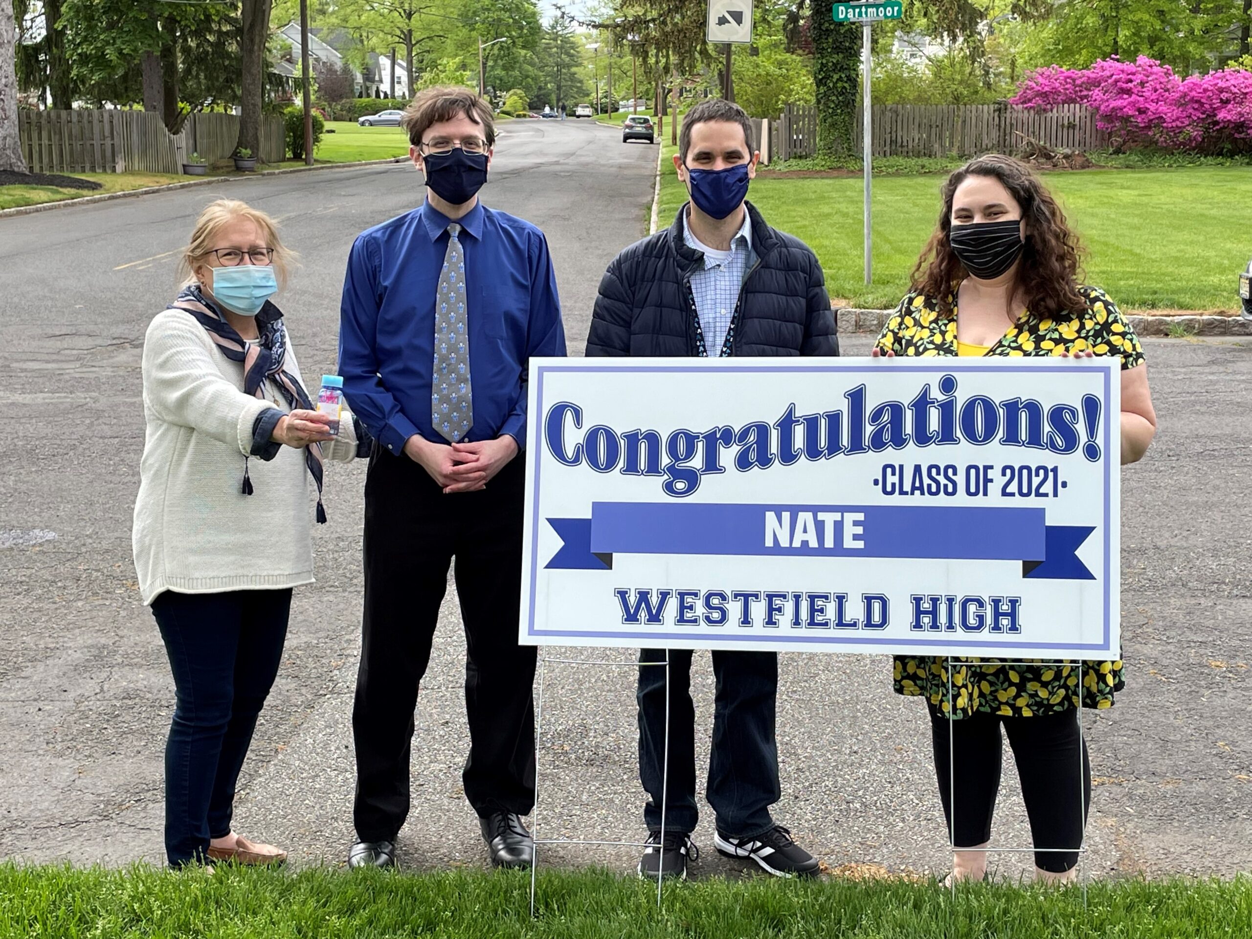 Renna Media | A Lawn Sign Surprise for WHS Seniors