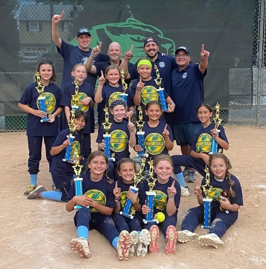 Renna Media | Clark 10U Softball Finishes Summer Season