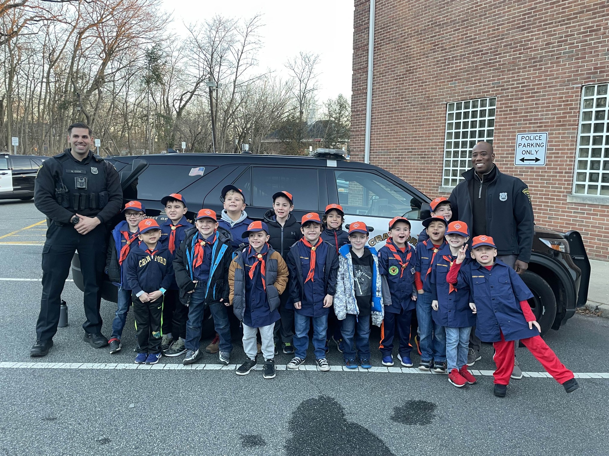 Renna Media | Scouts Tour Cranford Police Department